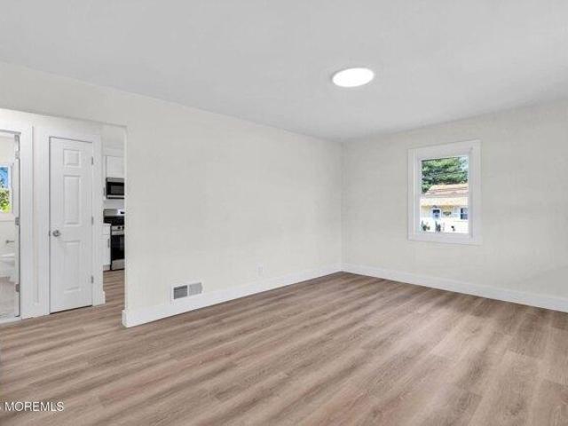 house with 4 bedroom, South Amboy NJ ES104920971
