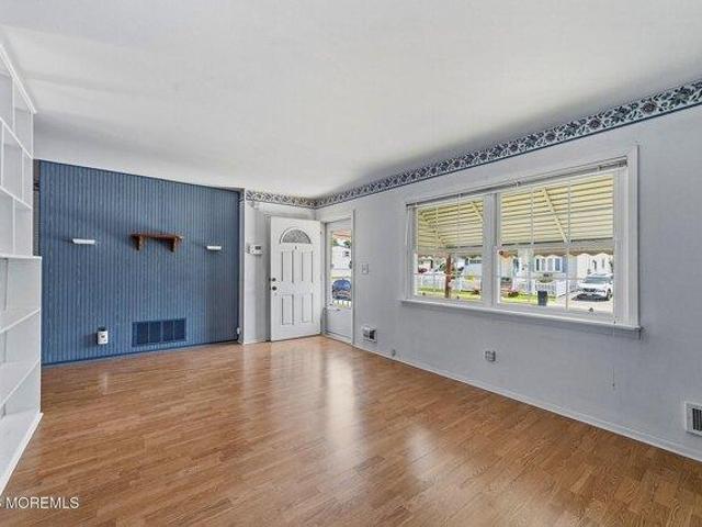 house with 4 bedroom, South Amboy NJ ES105192193