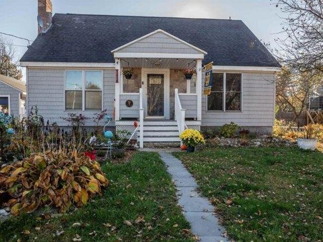 house with 4 bedroom, South Burlington VT DS102156938