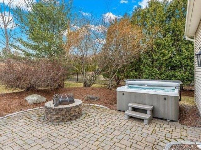 house with 4 bedroom, South Burlington VT ES103074821