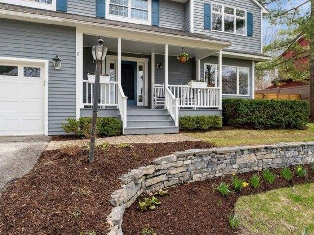 house with 4 bedroom, South Burlington VT ES103969013