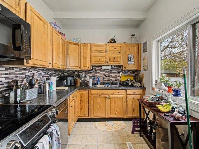 house with 4 bedroom, South Burlington VT ES103969283