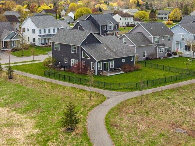 house with 4 bedroom, South Burlington VT ES103969379