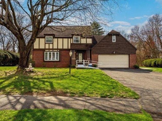 house with 4 bedroom, South Hadley MA DLS101856915