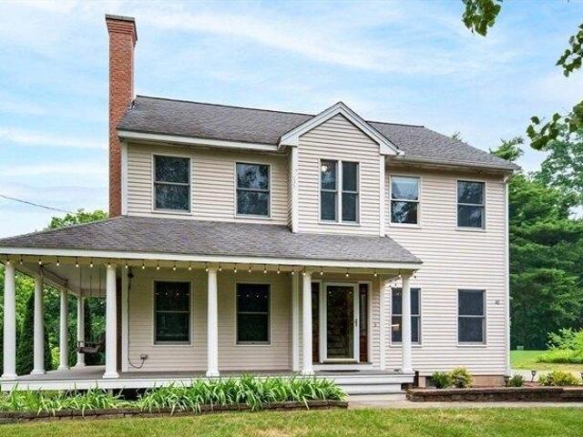 house with 4 bedroom, South Hadley MA ES105140400