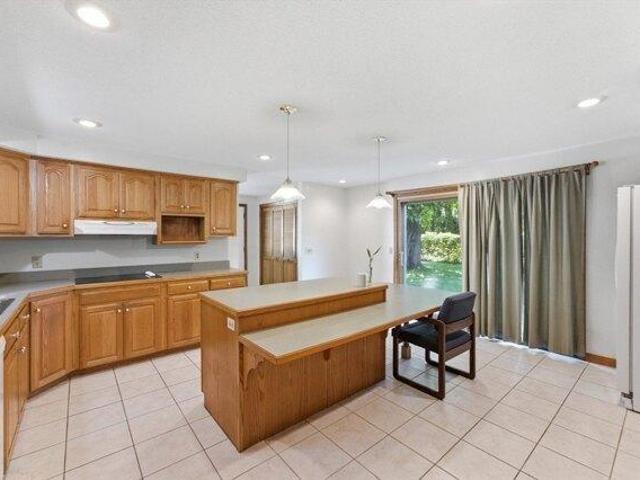house with 4 bedroom, South Hadley MA ES105175762