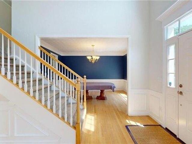 house with 4 bedroom, South Kingstown RI DLS102779648