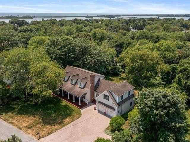 house with 4 bedroom, South Kingstown RI DS103932875