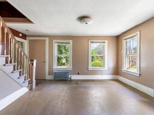 house with 4 bedroom, South Kingstown RI DS103966431