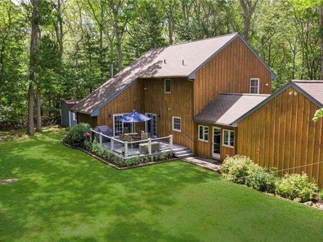 house with 4 bedroom, South Kingstown RI DS104329445
