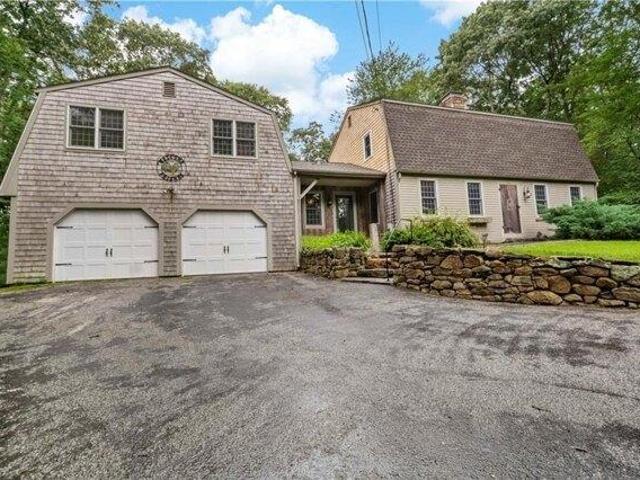 house with 4 bedroom, South Kingstown RI ES104833108