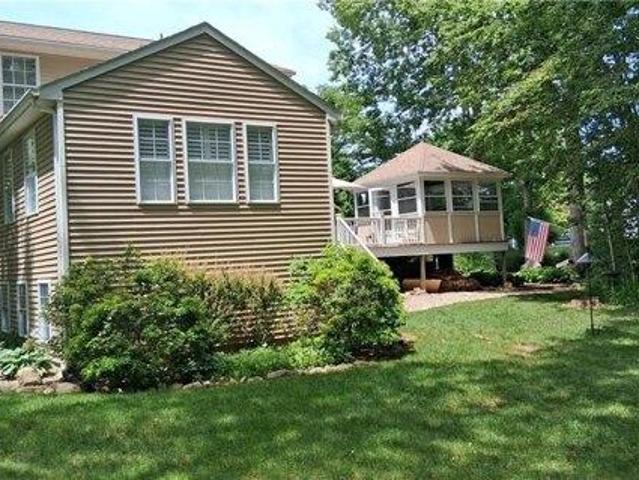 house with 4 bedroom, South Kingstown RI ES105093651
