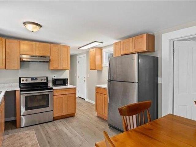 house with 4 bedroom, South Kingstown RI ES105157331