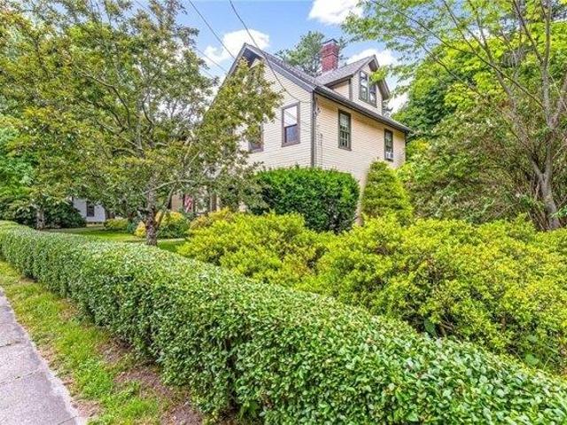 house with 4 bedroom, South Kingstown RI ES105174325