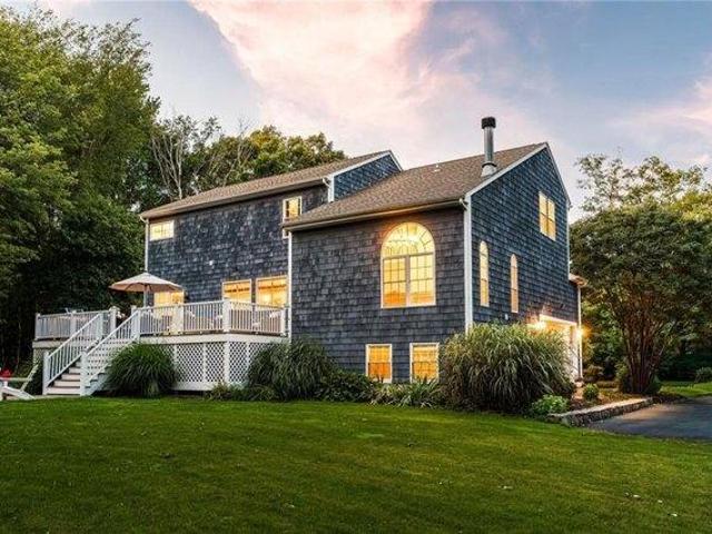 house with 4 bedroom, South Kingstown RI ES105190407