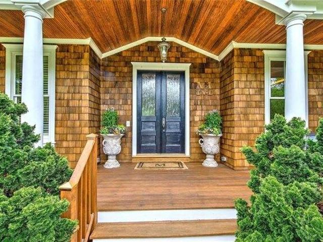 house with 4 bedroom, South Kingstown RI ES105202667