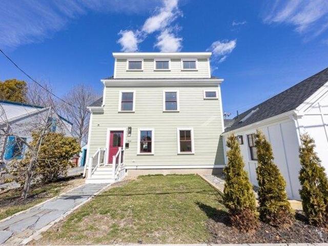 house with 4 bedroom, South Portland ME DLS101576057