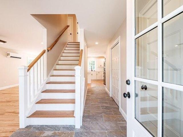 house with 4 bedroom, South Portland ME ES104116296