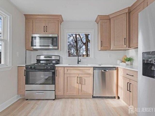 house with 4 bedroom, South Plainfield NJ ES104834543