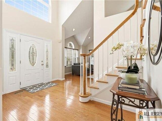 house with 4 bedroom, South River NJ ES105191310