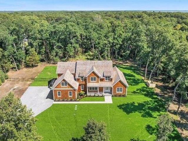 house with 4 bedroom, Southold NY DS103620522