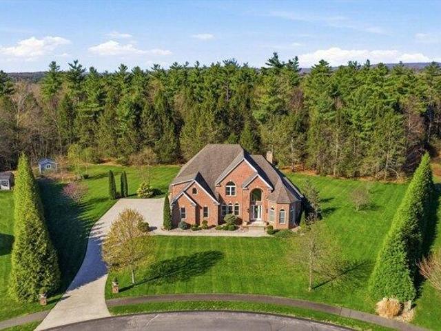 house with 4 bedroom, Southampton MA DS102445477