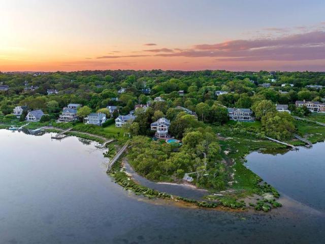 house with 4 bedroom, Southampton NY DS102244044