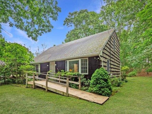 house with 4 bedroom, Southampton NY DS103605265