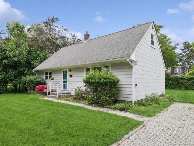 house with 4 bedroom, Southampton NY ES103602921