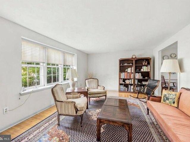 house with 4 bedroom, Southampton PA ES104908642