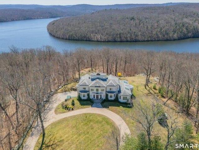house with 4 bedroom, Southbury CT DLS102799902