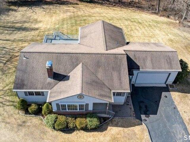 house with 4 bedroom, Southbury CT DS101898116