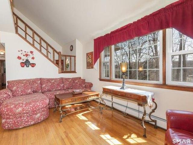 house with 4 bedroom, Southbury CT DS103125561
