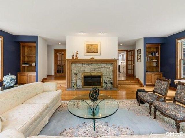 house with 4 bedroom, Southbury CT ES104442653