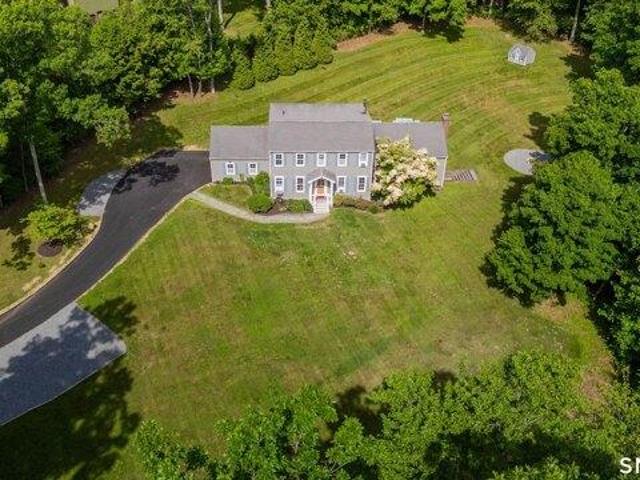 house with 4 bedroom, Southbury CT ES104568220