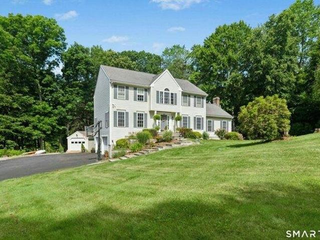 house with 4 bedroom, Southbury CT ES104188253