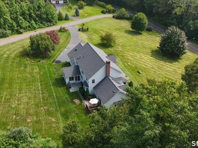 house with 4 bedroom, Southbury CT ES105155683