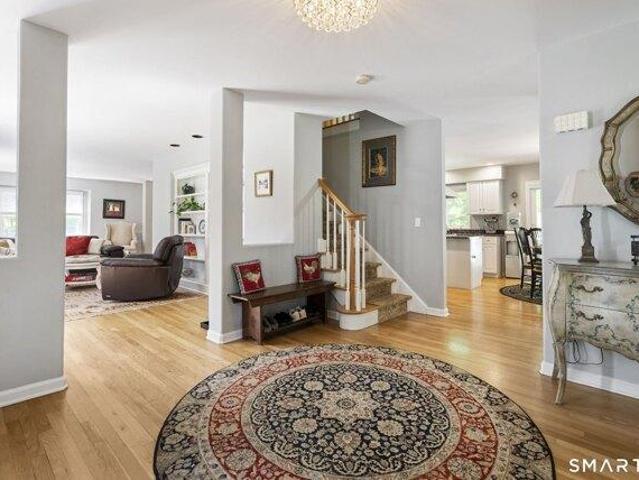 house with 4 bedroom, Southbury CT ES105155731