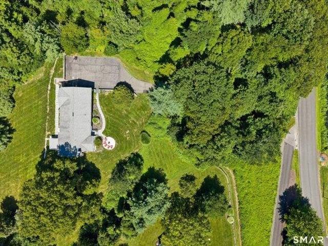 house with 4 bedroom, Southbury CT ES105203410