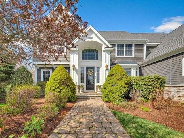 house with 4 bedroom, Southborough MA DLS102633754