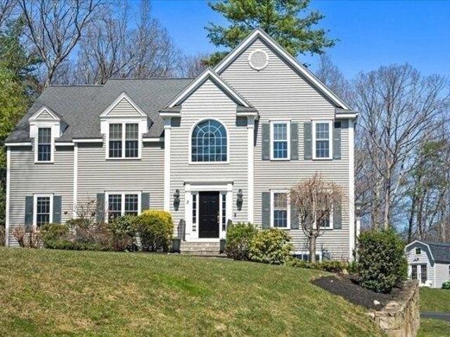 house with 4 bedroom, Southborough MA DLS102960095