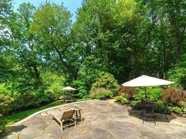 house with 4 bedroom, Southborough MA DS103622244
