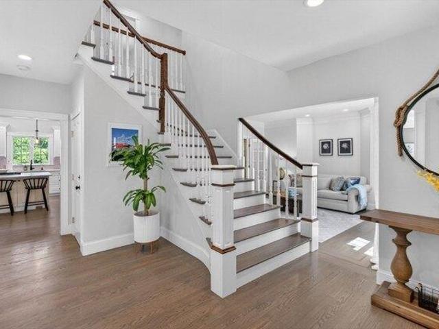 house with 4 bedroom, Southborough MA DS104331372