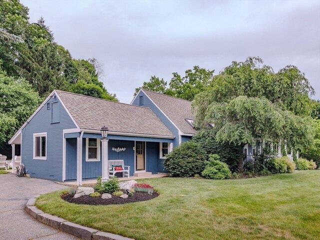 house with 4 bedroom, Southborough MA ES103431362