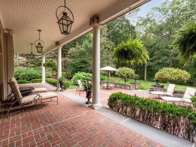 house with 4 bedroom, Southborough MA ES104540315