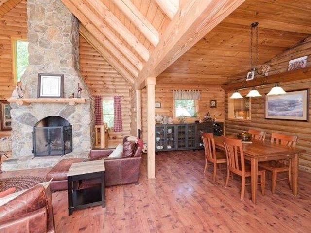 house with 4 bedroom, Southborough MA ES104328685