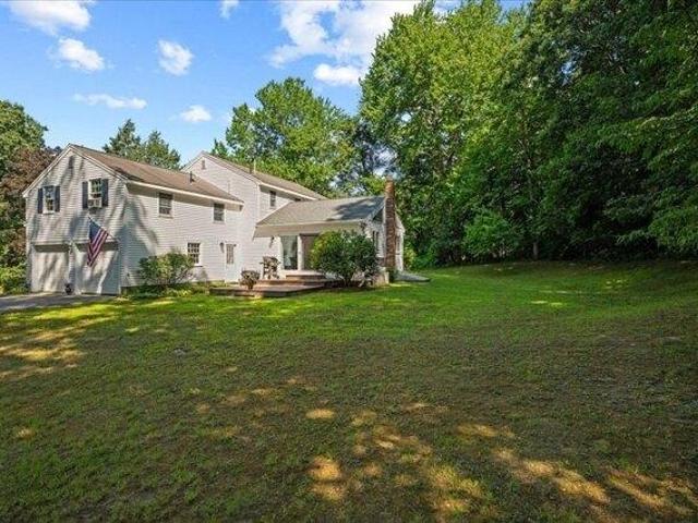 house with 4 bedroom, Southborough MA ES105040954