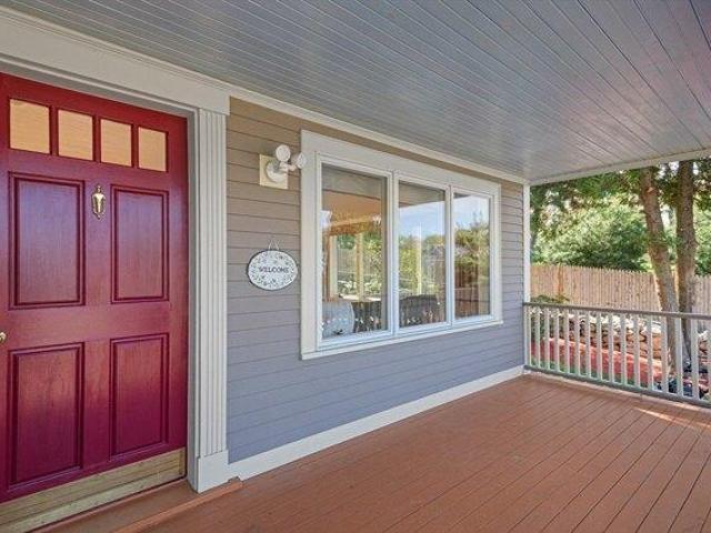 house with 4 bedroom, Southborough MA ES105060323