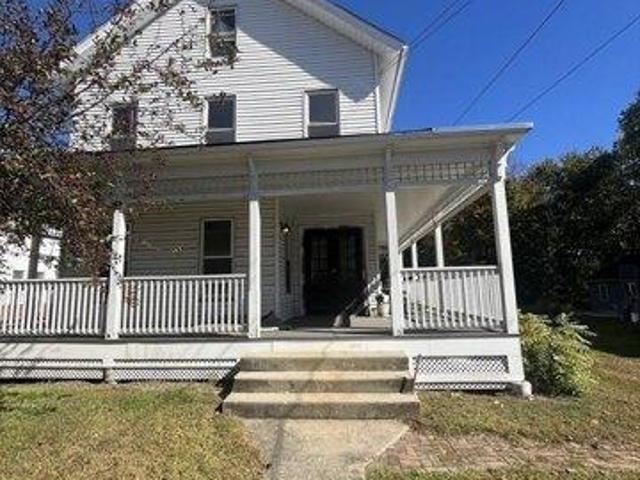 house with 4 bedroom, Southbridge MA DS104042038