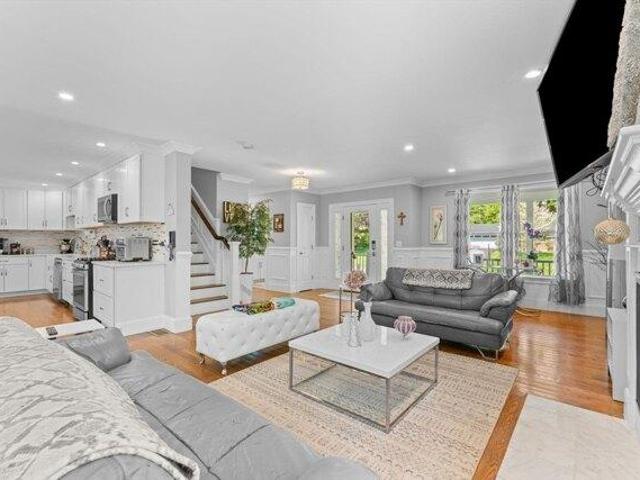 house with 4 bedroom, Southbridge MA ES103968990